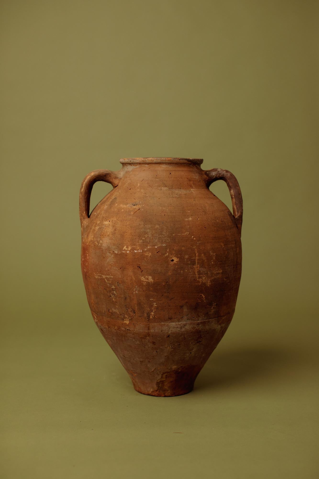 Iron Clay Olive Jar – Dana & Fabe